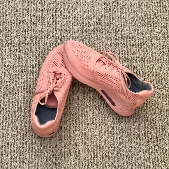 Shoes | 75 Off Peach Running Shoes | Poshmark